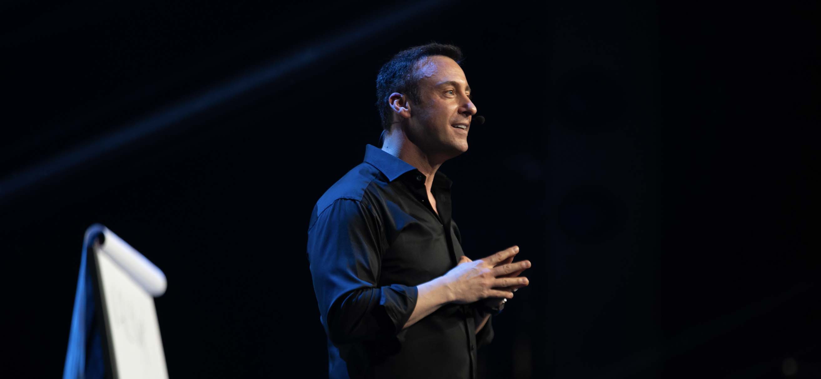 Comment parler de son travail à ses proches? - GLOB par Franck Nicolas